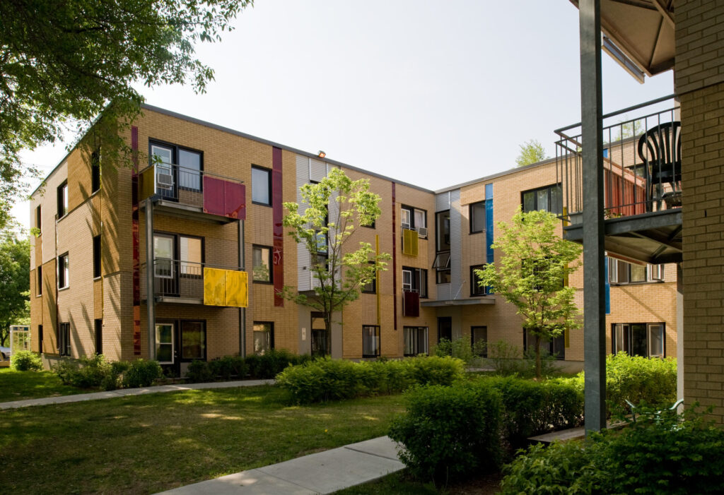 Affordable Housing in Montréal with the SHDM